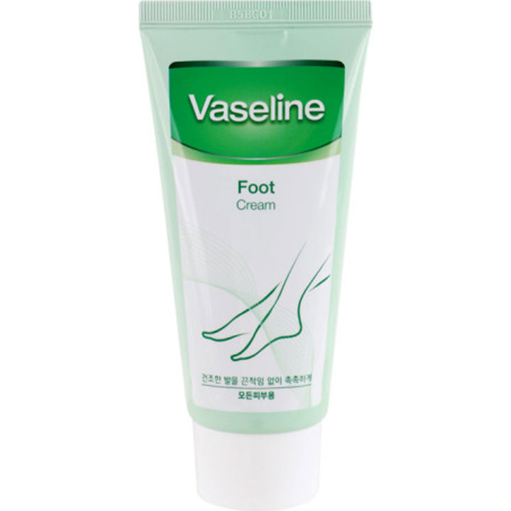 FOODAHOLIC Vaseline foot cream | Ingredients & Benefits