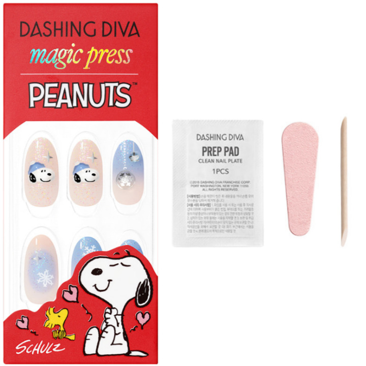 DASHING DIVA PEANUTS Collaboration magic press [SNOW SNOOPY] | Hwahae ...