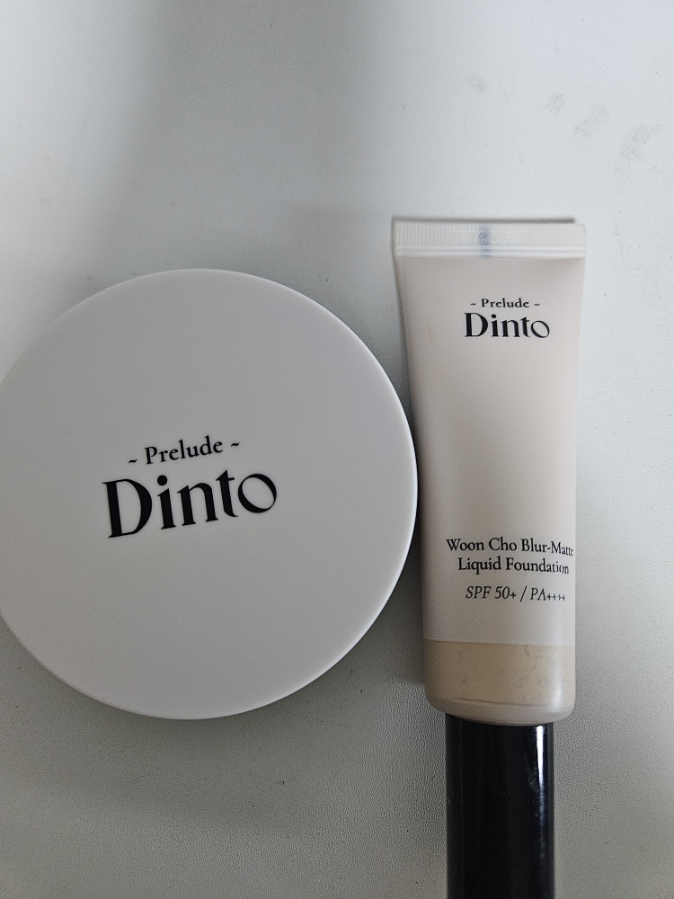 I have combination dehydrated skin, and both of these are shade 92 ...