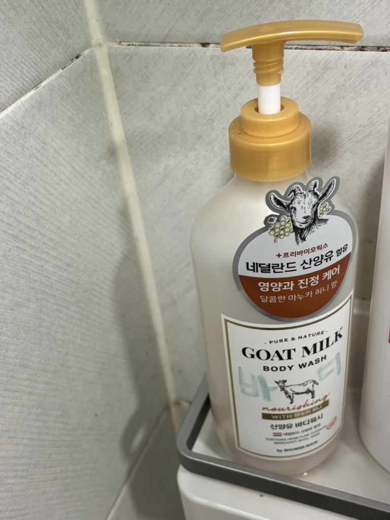 SHOWERMATE Premium Goat Milk Body Wash [Manuka Honey] Reviews | Hwahae